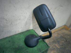 [Used]Left Front Turn Signal Light MITSUBISHI Canter 2015 TKG-FBA30 ...