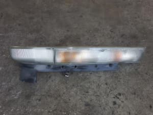 [Used]Left Front Turn Signal Light MITSUBISHI Canter 2015 TKG-FBA30 ...