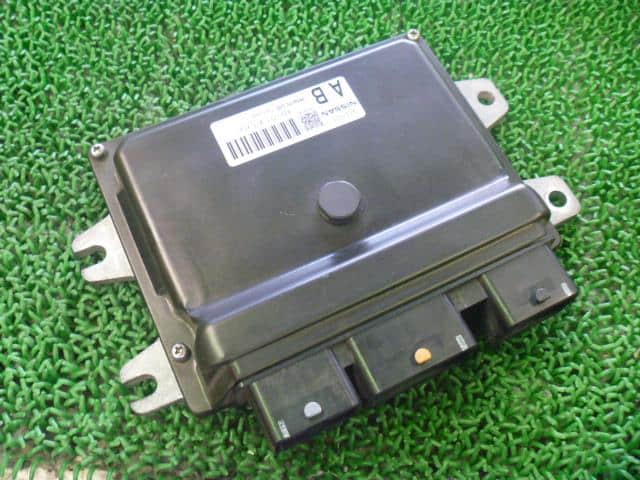 [Used]Engine Control Unit NISSAN Tiida Latio 2004 DBA-SC11 2371MED09D ...