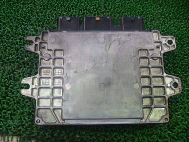[Used]Engine Control Unit NISSAN Tiida Latio 2004 DBA-SC11 2371MED09D ...