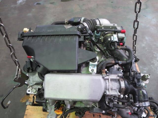 Nissan Note E12 Engine
