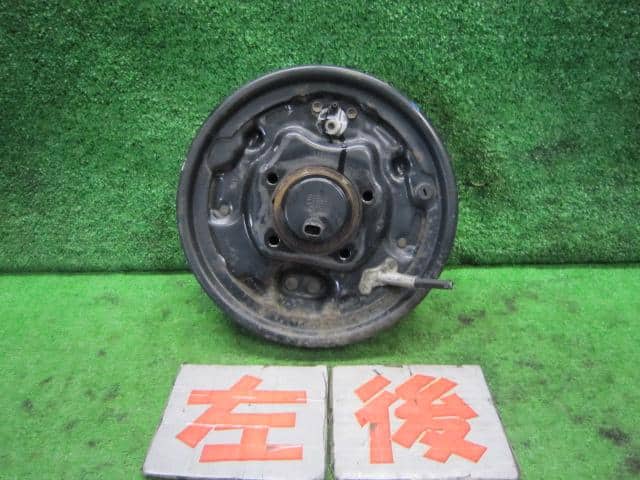 [Used]Rear Wheel Hub TOYOTA Noah TA-AZR60G 4245044040 - BE FORWARD Auto ...