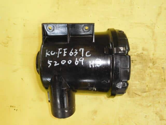 [Used]Air Cleaner Assembly MITSUBISHI Canter 1996 KC-FE637C ME017232 ...