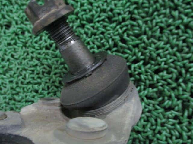 [Used]Front Left Lower Control Arm TOYOTA Ipsum 1998 E-SXM10G - BE ...