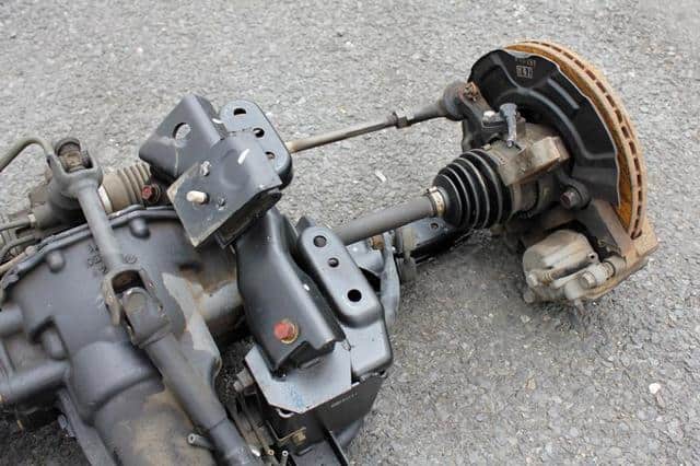 [Used]MITSUBISHI Pajero IO Front axle GF-H66W - BE FORWARD Auto Parts
