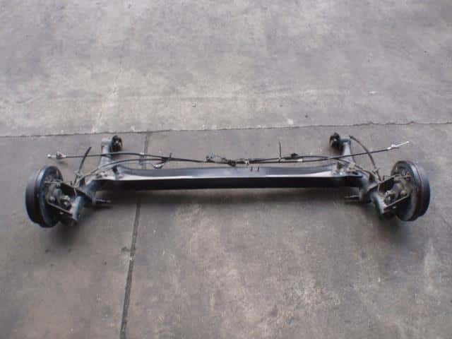 [Used]Rear Axle Beam Assembly TOYOTA Corolla Axio DBA-NZE141 - BE ...