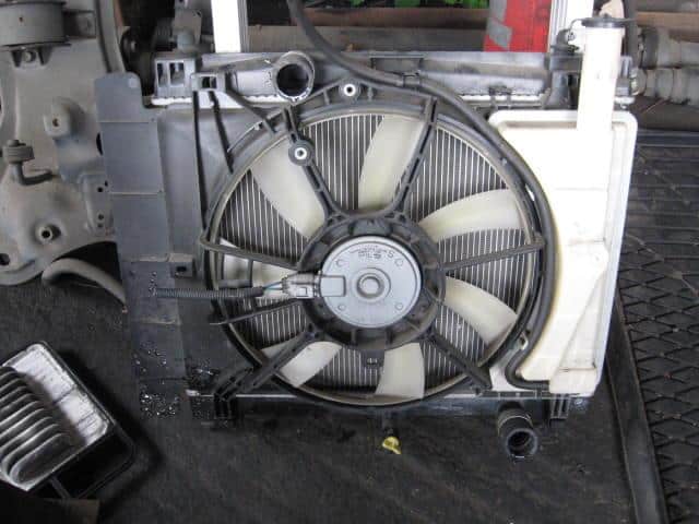 [Used]Radiator TOYOTA Ractis DBA-NCP100 - BE FORWARD Auto Parts