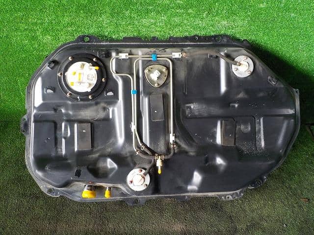 [Used]Fuel Tank MITSUBISHI Lancer Cedia TA-CS5W MR503768 - BE FORWARD ...
