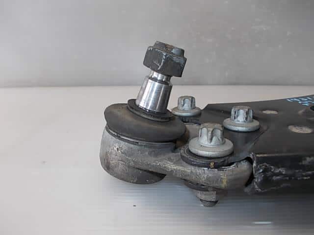 [Used]Front Left Lower Control Arm MERCEDES-BENZ Benz a class 2006 DBA ...