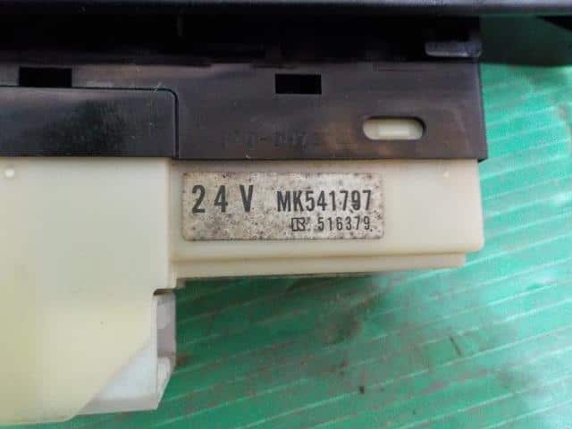 [Used]Power Window Switch Mitsubishi Fuso Fuso largesize car - BE ...