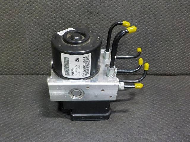 [Used]ABS Actuator MAZDA Axela DBA-BL5FW BBY2437AZD - BE FORWARD Auto Parts