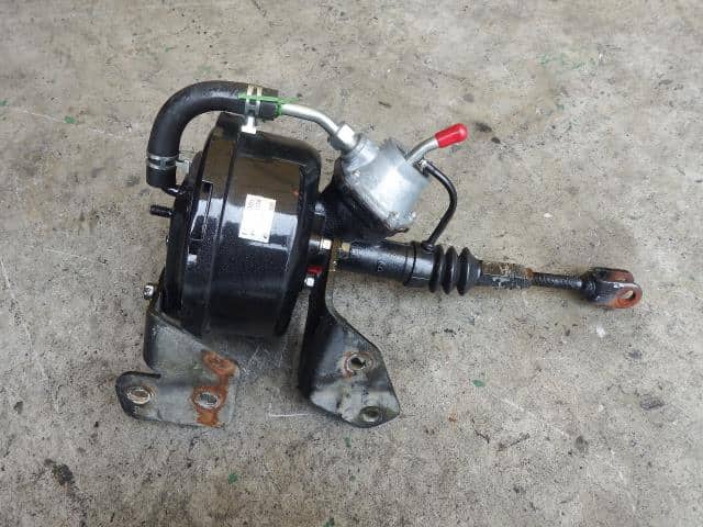 [Used]Clutch Booster Mitsubishi Fuso Fighter Mignon - BE FORWARD Auto Parts