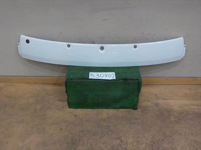 [Used]Header Panel TOYOTA Toyoace 5507837110 - BE FORWARD Auto Parts