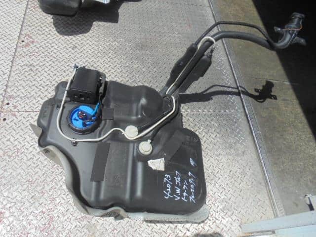 [Used]Fuel Tank VOLKSWAGEN Golf Touran GH-1TBLX - BE FORWARD Auto Parts