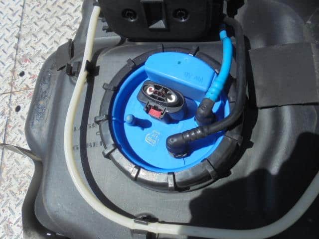 [Used]Fuel Tank VOLKSWAGEN Golf Touran GH-1TBLX - BE FORWARD Auto Parts