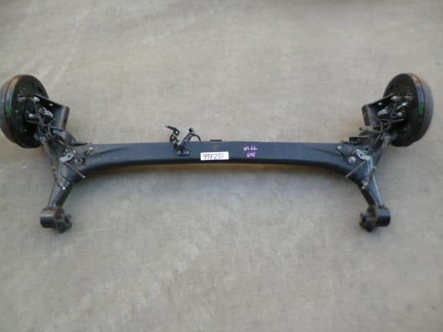 [Used]Rear Axle Beam Assembly TOYOTA Corolla Axio DBA-ZRE142 - BE ...