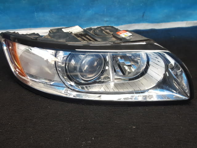 [Used] Headlights Right VOLVO S40 - BE FORWARD Auto Parts
