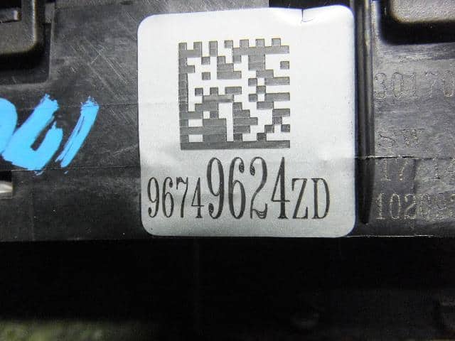 [Used]Power Window Switch PEUGEOT 208 96749624 - BE FORWARD Auto Parts