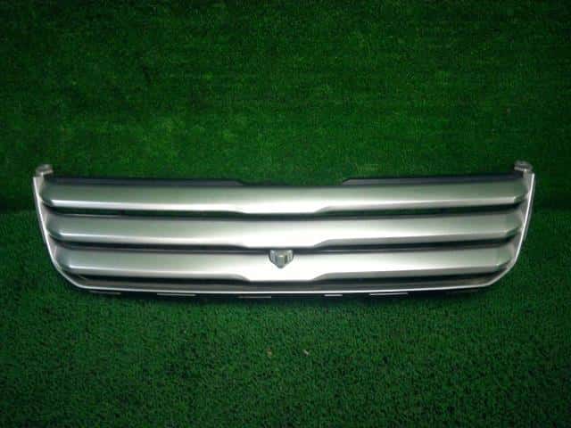 [Used]Radiator Grille TOYOTA Noah 2003 TA-AZR60G 5311128270B0 - BE ...