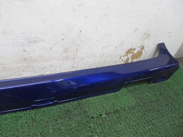[Used]Left Side Step HONDA Stepwagon - BE FORWARD Auto Parts