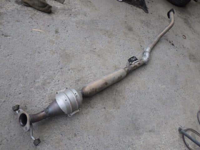 [Used]Front Exhaust Pipe SUZUKI Swift CBA-ZC31S 1419057K00 - BE FORWARD ...