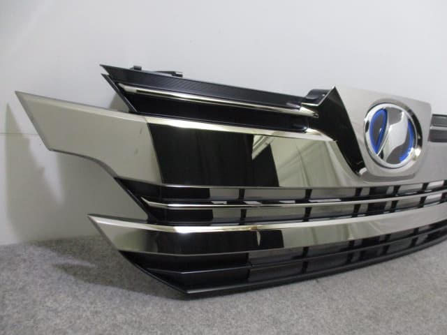 [Used] Radiator Grille TOYOTA Vellfire AGH30W 53101-58290 / 300/330/340 ...