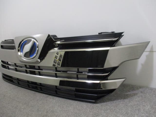 [Used] Radiator Grille TOYOTA Vellfire AGH30W 53101-58290 / 300/330/340 ...