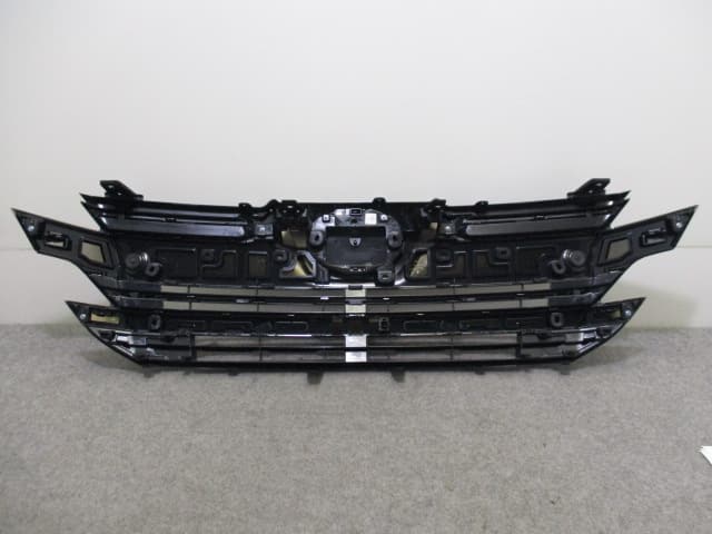 [Used] Radiator Grille TOYOTA Vellfire AGH30W 53101-58290 / 300/330/340 ...