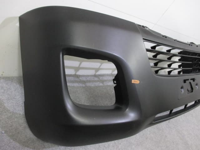 [Used] Front Bumper Face NISSAN NV350 V35 62022 3XA0H - BE FORWARD Auto ...