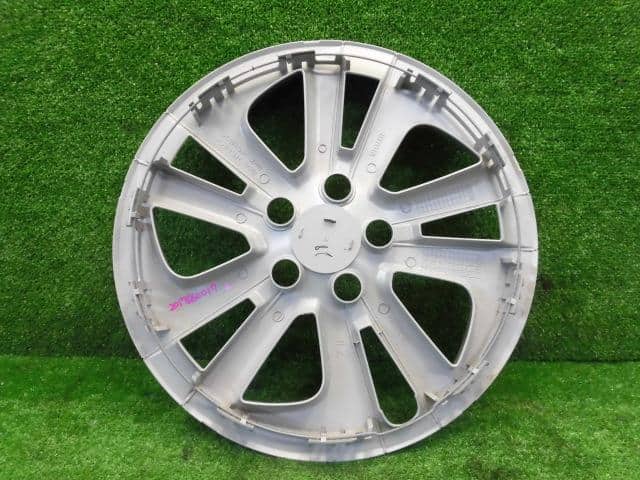 [Used]Wheel Cover TOYOTA Prius 4260247180 - BE FORWARD Auto Parts