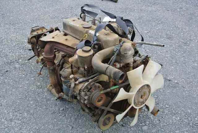 [Used]Engine&Transmission FD35 2WD MT NISSAN ALTAS, SGH40 - BE FORWARD ...