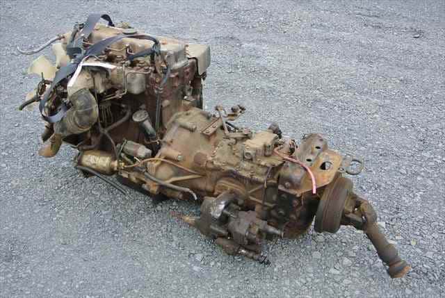 [Used]Engine&Transmission FD35 2WD MT NISSAN ALTAS, SGH40 - BE FORWARD ...