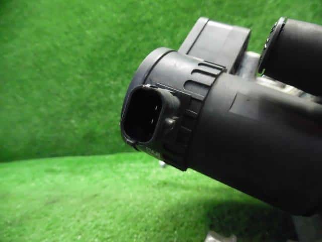 [Used]Rear Right Caliper SUBARU Levorg 2014 DBA-VMG 26692AL000 - BE ...