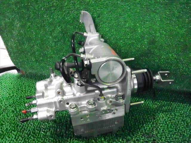 [Used]ABS Actuator TOYOTA Prius 2010 DAA-ZVW30 4705047120 - BE FORWARD ...
