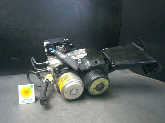 [Used]ABS Actuator TOYOTA Alphard 2006 CAA-ATH10W 4451058030 - BE ...