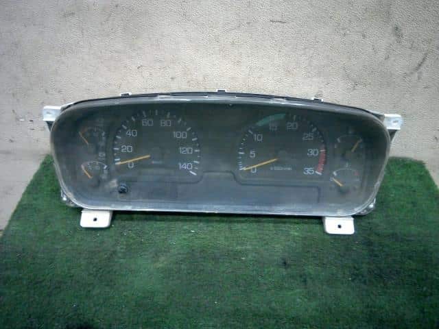 [Used]Speedometer Mitsubishi Fuso Fighter Mignon 2005 MK421527 - BE ...
