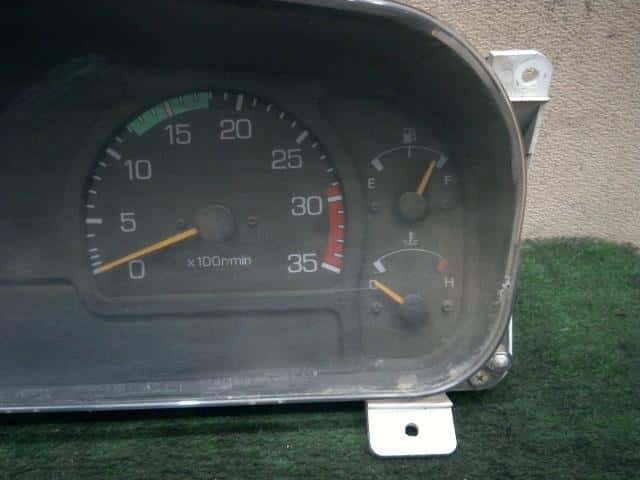 [Used]Speedometer Mitsubishi Fuso Fighter Mignon 2005 MK421527 - BE ...