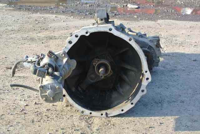 [Used]Transmission ZD30 4WD MT NISSAN CARAVAN VWME25 - BE FORWARD Auto ...