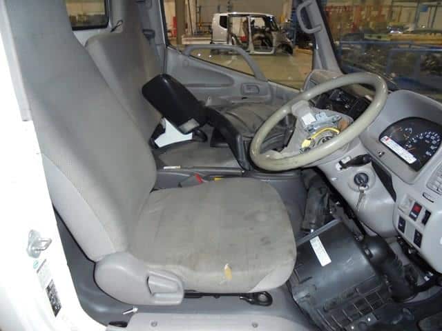 [Used]Cabin TOYOTA Dyna - BE FORWARD Auto Parts