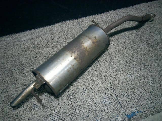 [Used]Rear Muffler TOYOTA Prius 2005 DAA-NHW20-AHEEB-A 1743021580 - BE ...