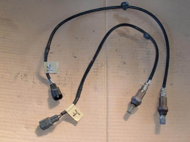 [Used]O2 Sensor TOYOTA Estima 2002 ZA-AHR10W - BE FORWARD Auto Parts