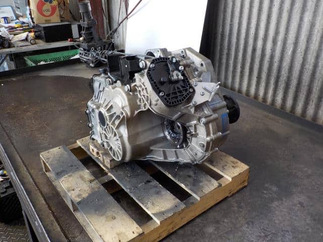 [Used]Automatic Transmission VOLKSWAGEN Polo 2009 ABA-6RCGG - BE ...