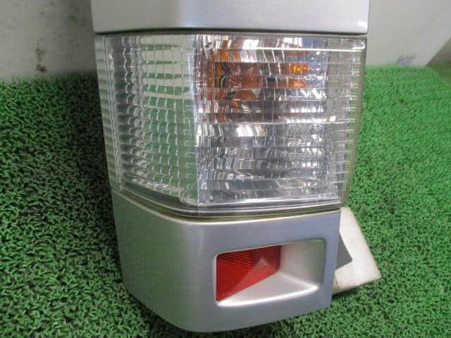[Used]Left Tail Light MAZDA Bongo Friendee 2005 GH-SGEW - BE FORWARD ...