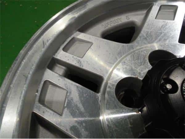 [Used]Wheel TOYOTA Hilux Surf 1992 Q-LN130W 4261135070 - BE FORWARD ...