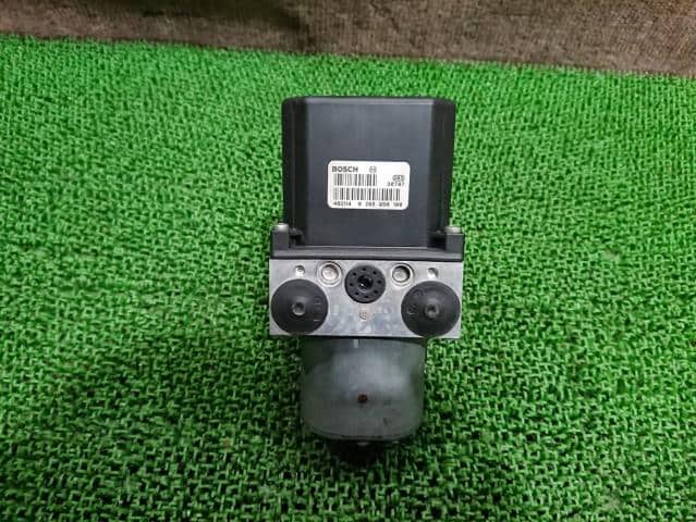 [Used]ABS Actuator SUBARU Legacy 2004 CBA-BPE 27596AG010 - BE FORWARD ...