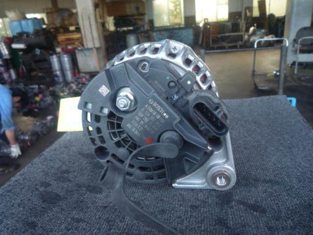 [Used]Alternator MITSUBISHI Canter MK667722 - BE FORWARD Auto Parts