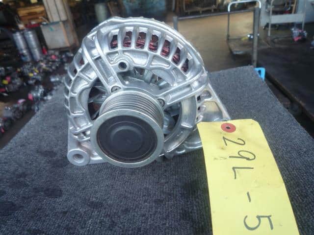 [Used]Alternator MITSUBISHI Canter MK667722 - BE FORWARD Auto Parts