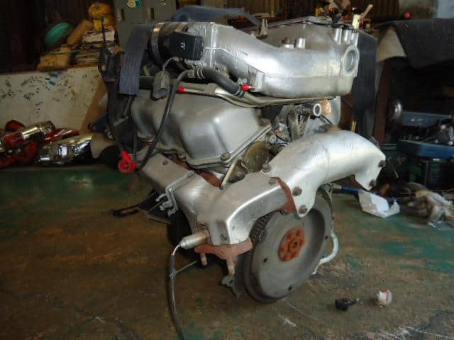 [Used]VG20E Engine NISSAN Gloria 1992 T-VY30 - BE FORWARD Auto Parts