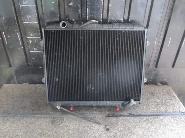 [Used]Radiator MITSUBISHI Pajero 1993 Q-V44W - BE FORWARD Auto Parts