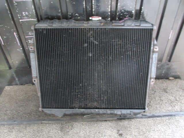[Used]Radiator MITSUBISHI Pajero 1993 Q-V44W - BE FORWARD Auto Parts